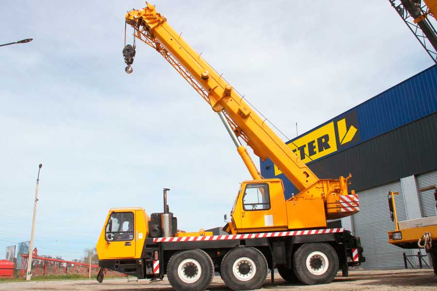 Gruas Lifter. Alquiler y venta de equipos. | Galería